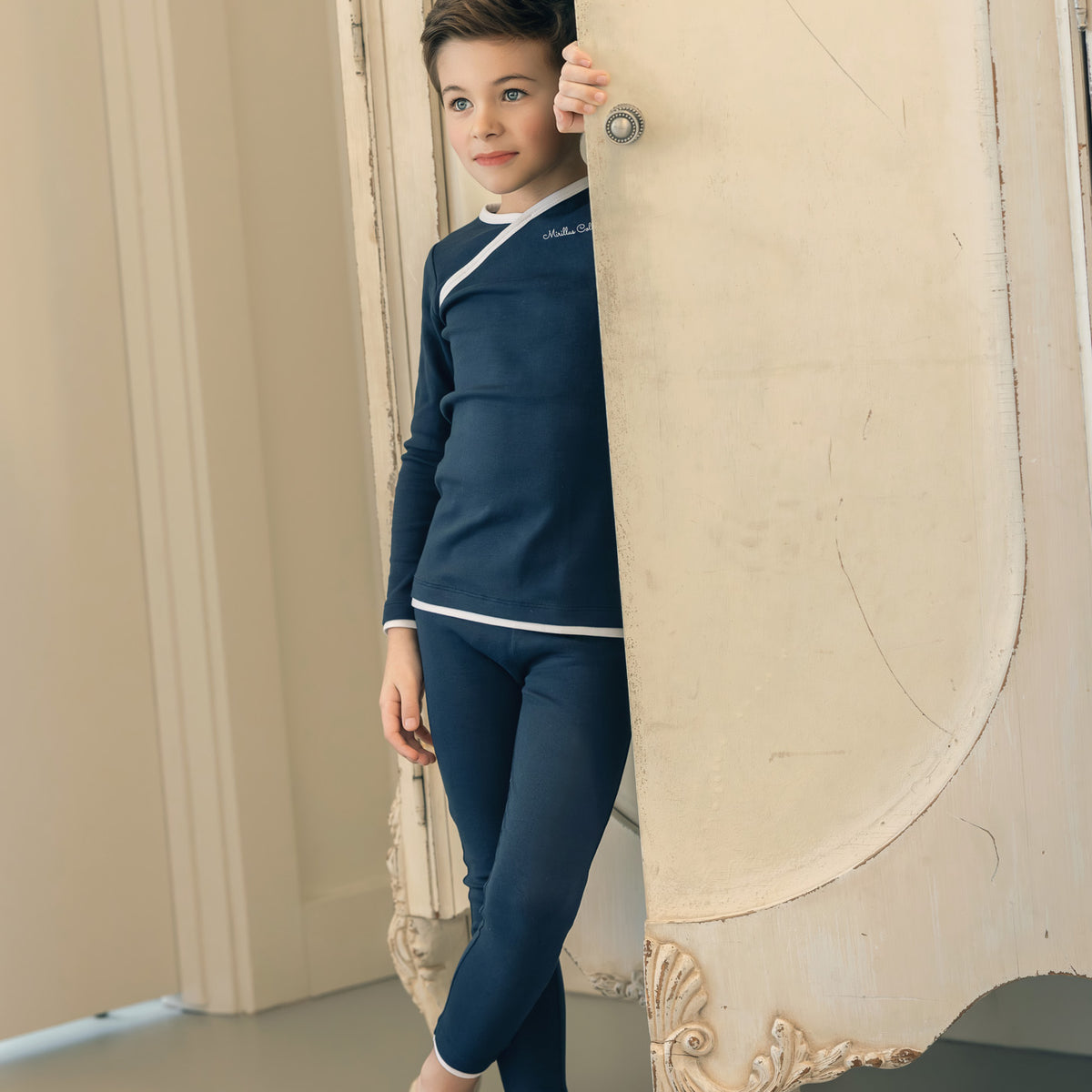 Déja Vu Blue Modal Wrap Pajama with White Underlayer – Mirillus Child